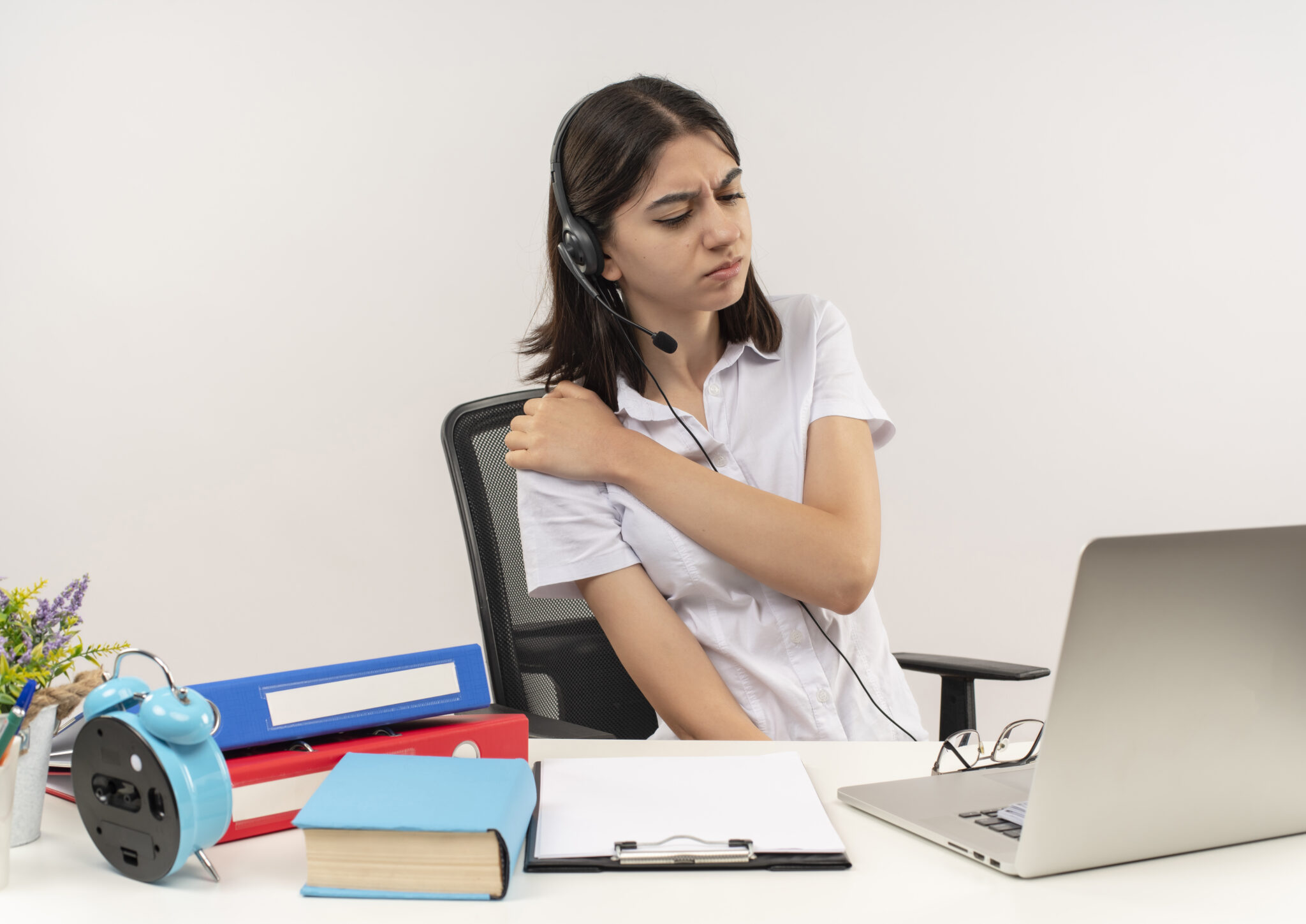 Shoulder Pain: From Everyday Strains to Serious Conditions – Know the ...
